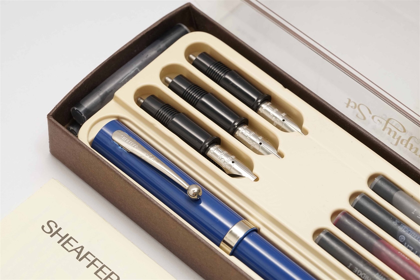 Set bút Sheaffer Calligraphy Set Blue Pen & 3 Different Nibs